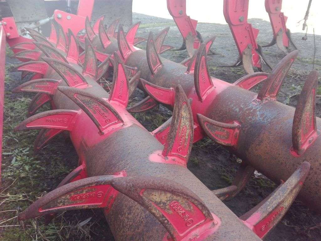 Pług dłutowy Maschio Attila 300/7 | korbanek.pl